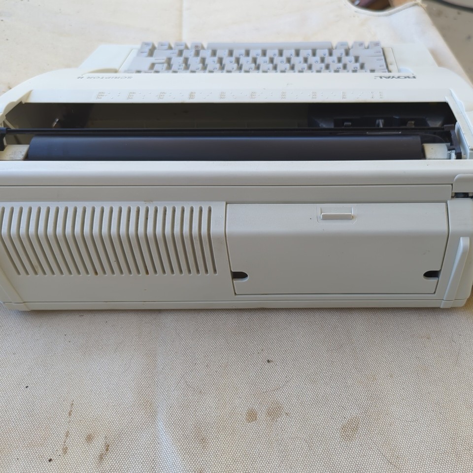 Royal SCRIPTOR II 2 Electronic Typewriter AX-160 /MAR-594 | eBay