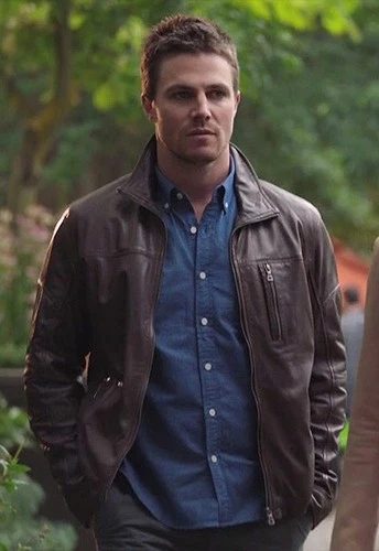 Stephen Amell Oliver Queen