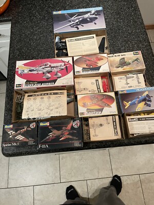 Lot Of 8 Vintage Revell WW2 Plastic Model aircraft kits 1:72 1:144 ...