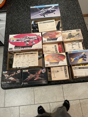 Lot Of 8 Vintage Revell WW2 Plastic Model aircraft kits 1:72 1:144 ...