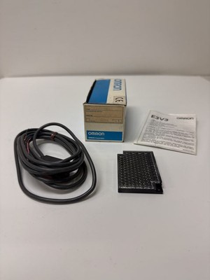 Omron E3V3-R61 Photoelectric Switch 12-24 VDC E3V3R61 - New In Box ...