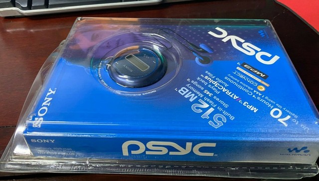 Sony Walkman NW-E105 Blue ( 512 MB ) Digital Media Player for sale ...