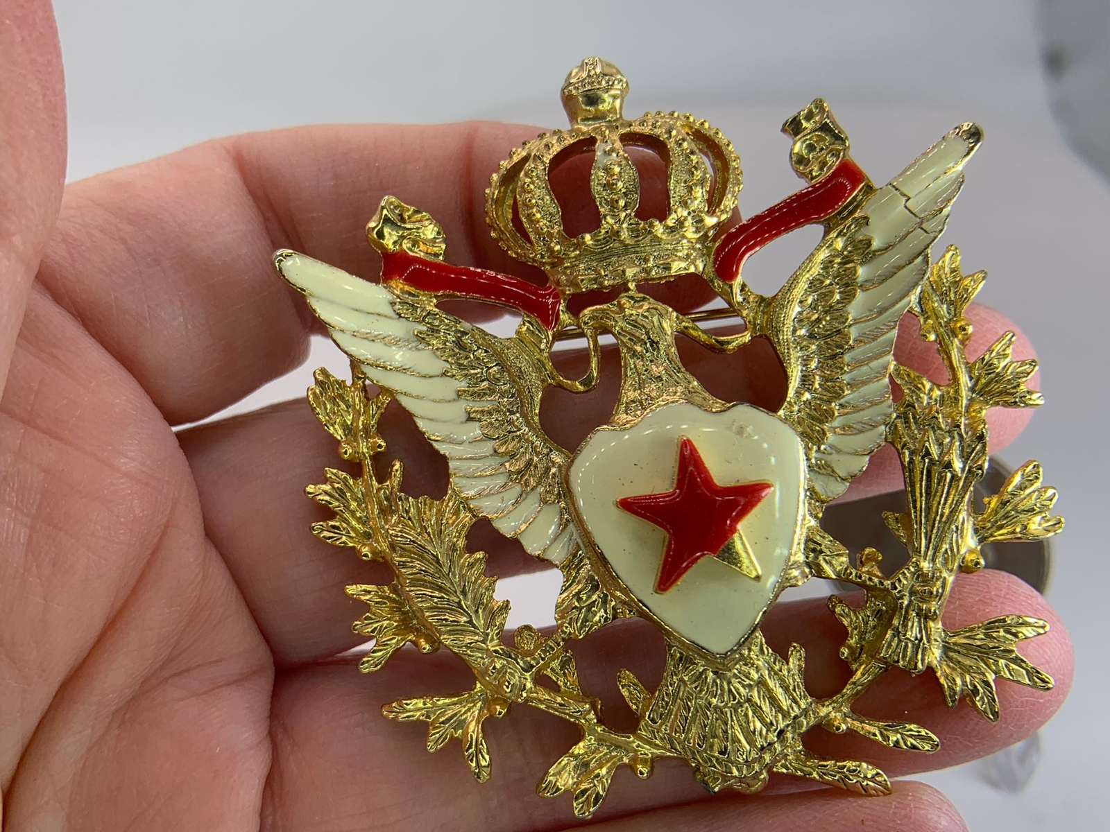 Coat of Arms Eagle Crown Ribbon Leaves CRAFT Vintage … - Gem