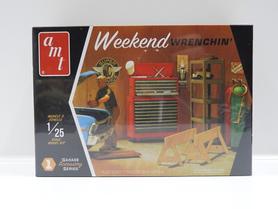 1:25 Weekend Wrenchin "Garage Accessories" AMT AMTPP015 | eBay Australia