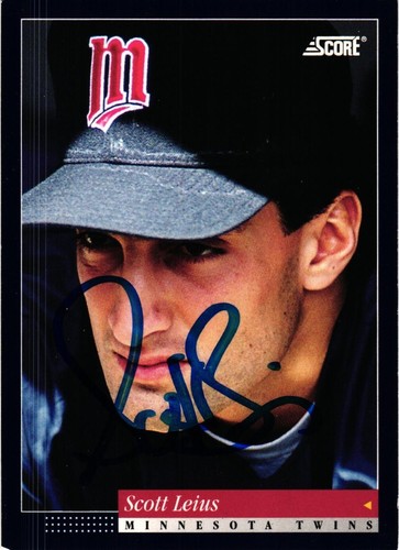Scott Leius #545 Signed 1994 Score Tigers MLB Baseball Card AUTO Twins ...