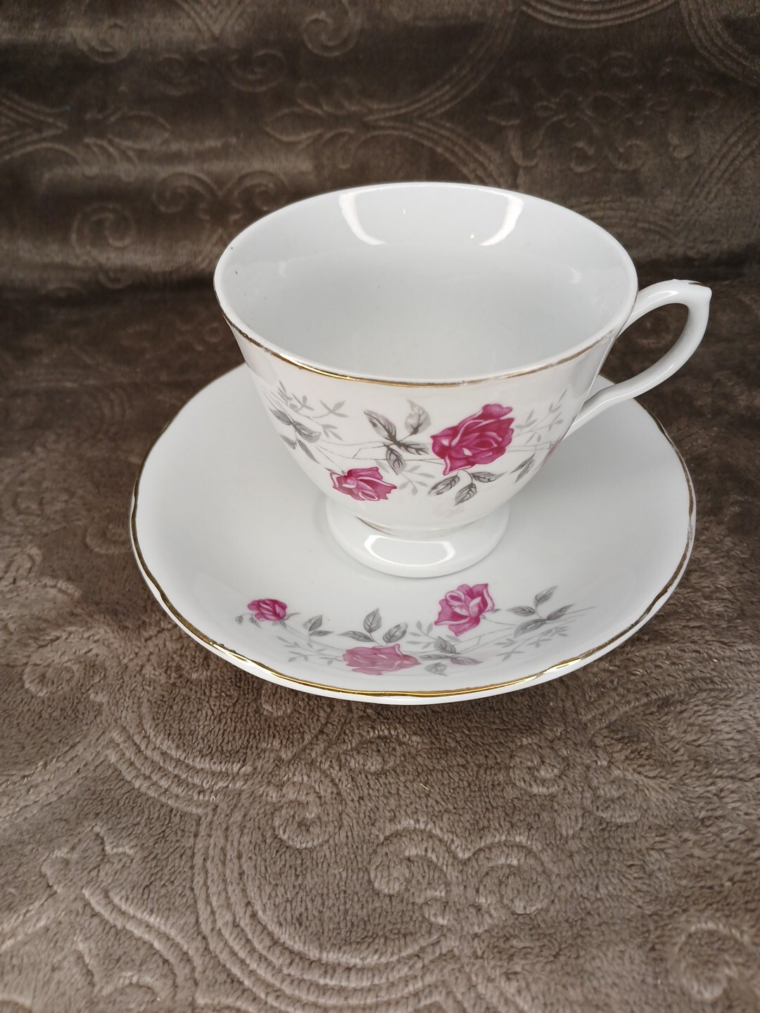 Rose Hebi China White Cup / Saucer Dark Pink Roses & Gray Leaves Gold ...