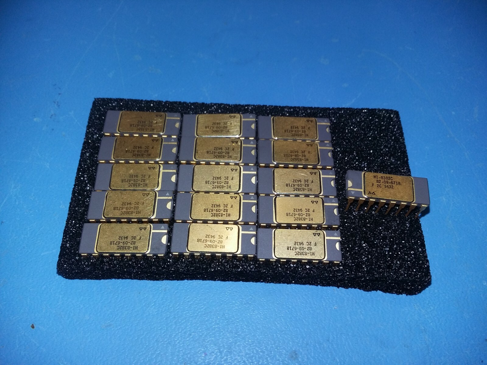 HI-8382C, Single Transmitter Dual Receiver 16-Pin Plastic DIP | eBay