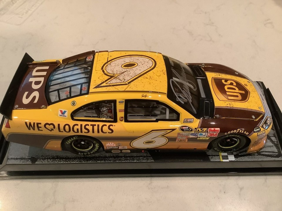 DAVID RAGAN AUTOGRAPHED 2011 FORD FUSION UPS DAYTONA RACE WIN DIECAST ...