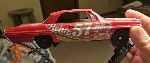 AMT Authentic Model Turnpike Custom 1962 Pontiac Bonneville 1/25 Slot ...