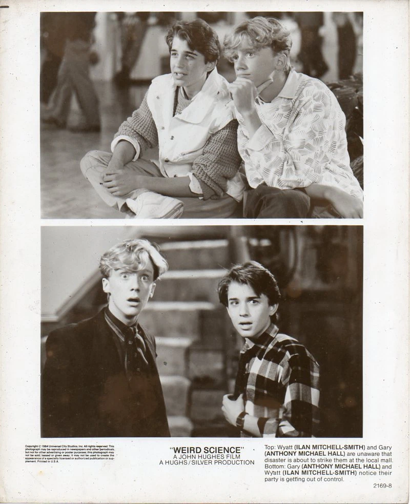 Ilan Mitchell Smith 2022