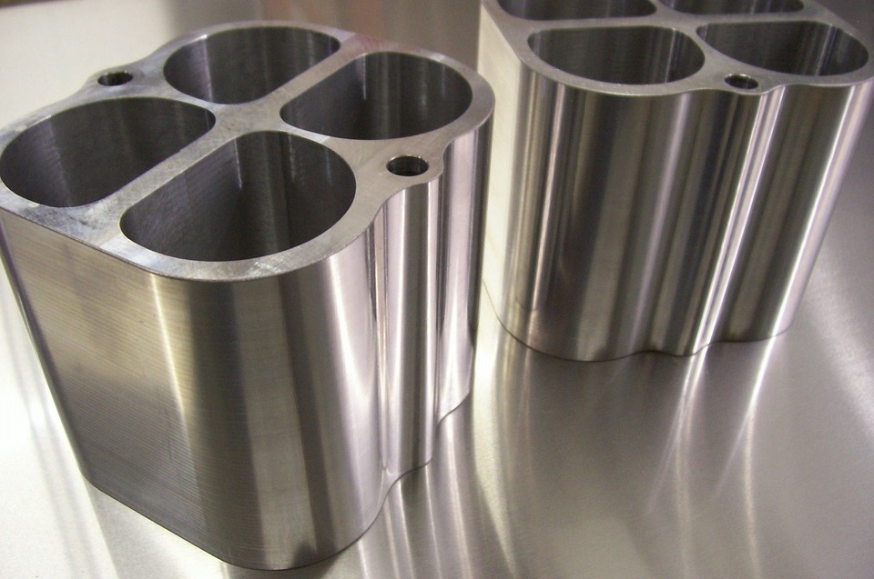 Fits Weiand Tunnel Ram Aluminum Performance Spacer Gasser Riser SBC SBF ...