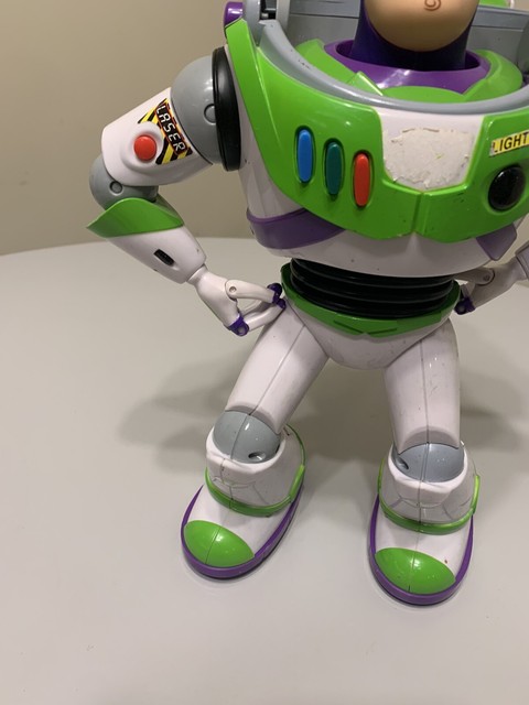 Thinkway Toys Toy Story 3 Ultimate Buzz Lightyear 16in. Programmable ...