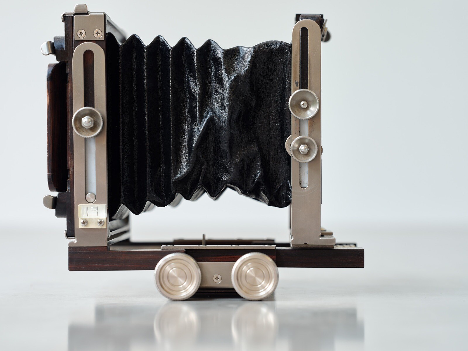 Ebony SW23 6x9 Film Camera Lightweight Compact Non Folding Field Camera ...