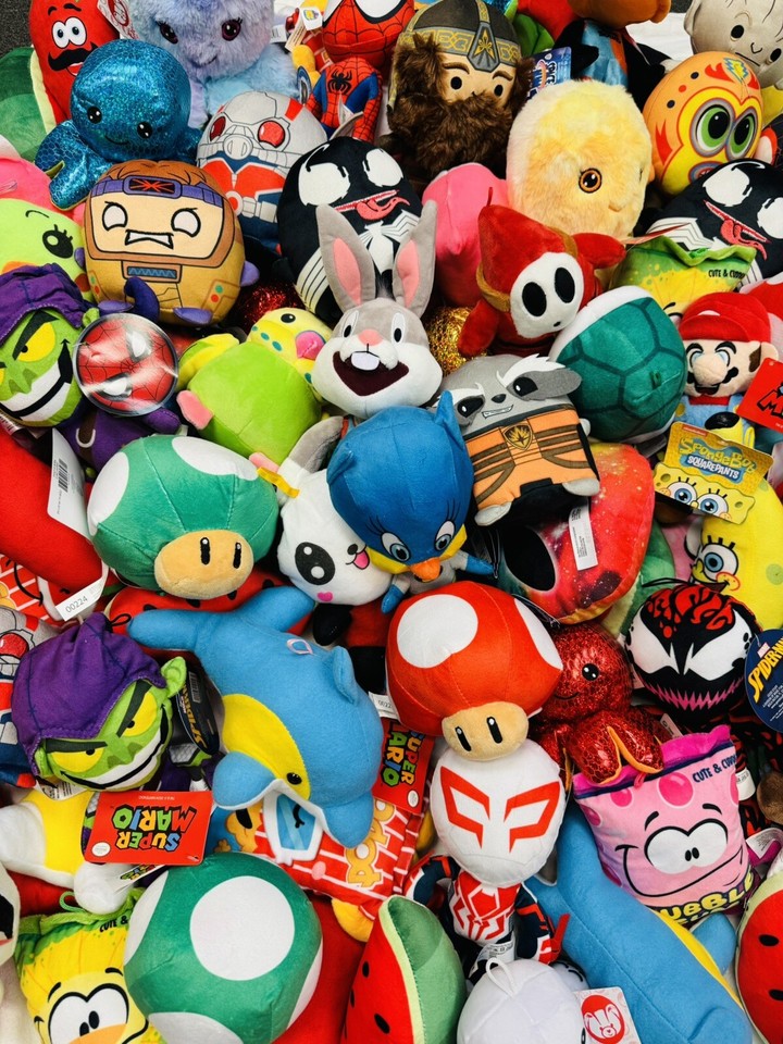 Crane Claw Machine Animal Plush Filler Mix 110 Pieces (40% Licensed ...