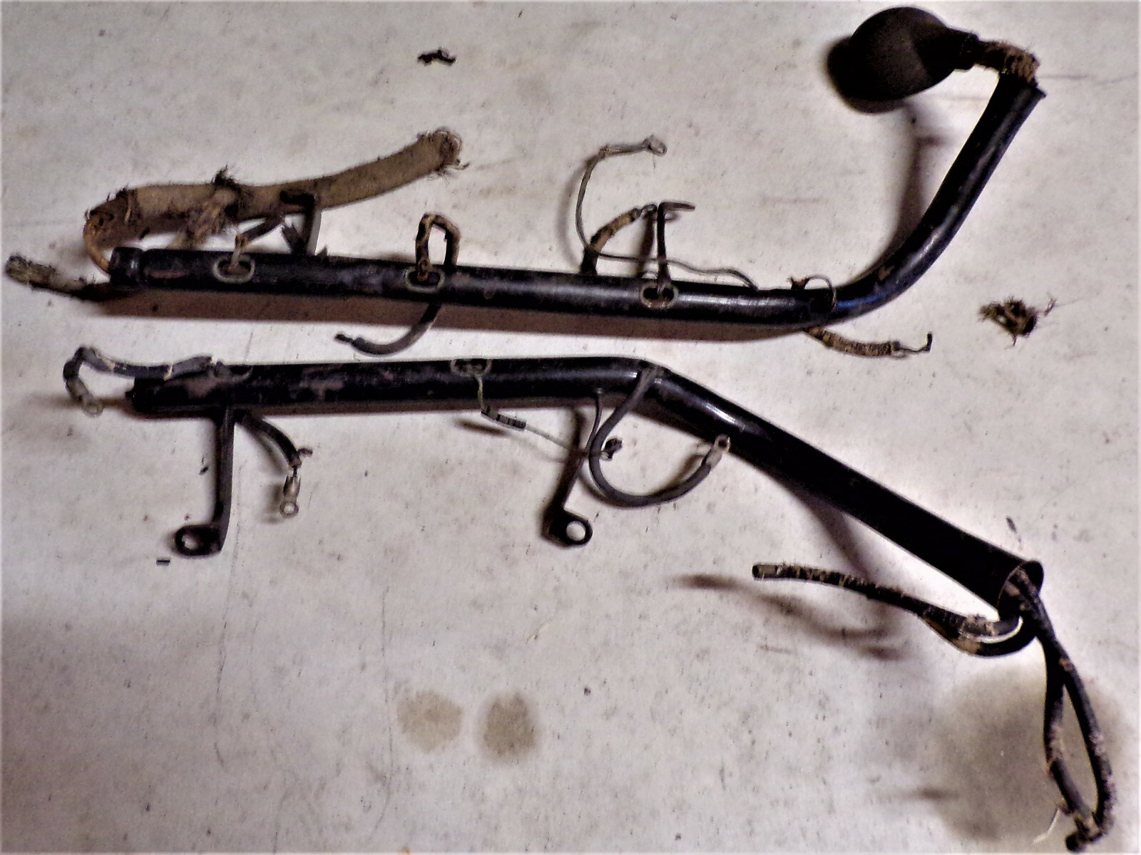 1936 Ford V8 pair of spark plug wire holders original. PRICE REDUCED ...