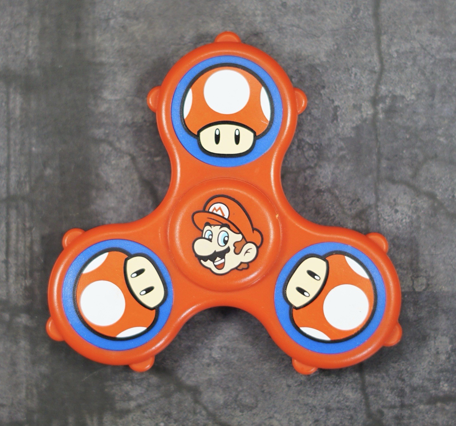 Super Mario Fidget Spinner Nintendo Hasbro Red Mario/Toad | eBay