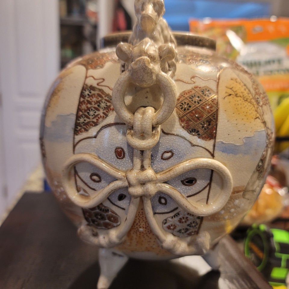 Antique Japanese Meiji Satsuma Vase W/ Nobleman and Foo Dogs (SIGNED) 9 ...