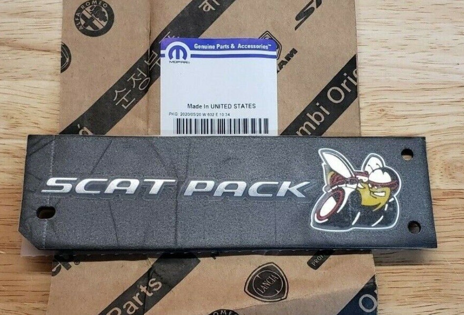 OEM/MOPAR /SCAT PACK ANGRY BEE EMBLEM. ALL DODGE SCAT PACK CHARGER ...