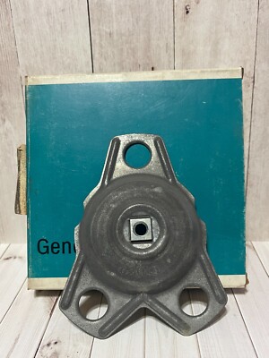 1982-1985 GM Olds Cadillac Wire Wheel Hubcap Cover Lock Bracket ...