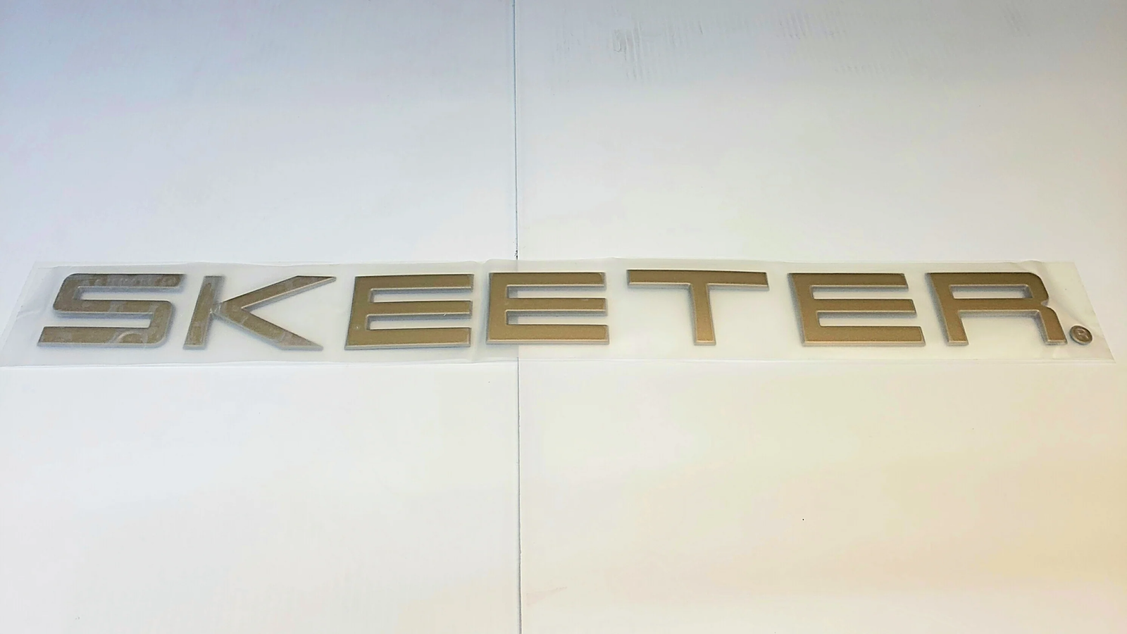 New Authentic SKEETER GOLD emblem - 25" x 3" | eBay