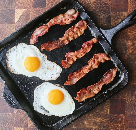 Lodge 11 Inch Square Cast Iron Griddle - Pre-Seasoned Frying Pan Free ...