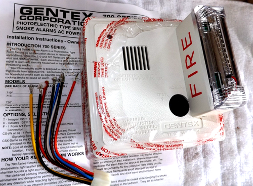 Gentex Smoke Photoelectric Detector W/Piezo 177CD Strobe Light Model ...