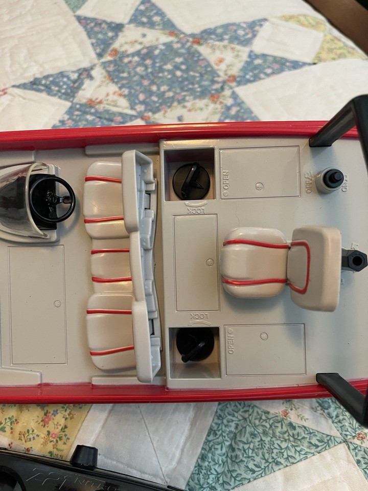 Bass Pro Shops Rare Nitro Z21 Radio Control Fishing Boat R/C model bass ...