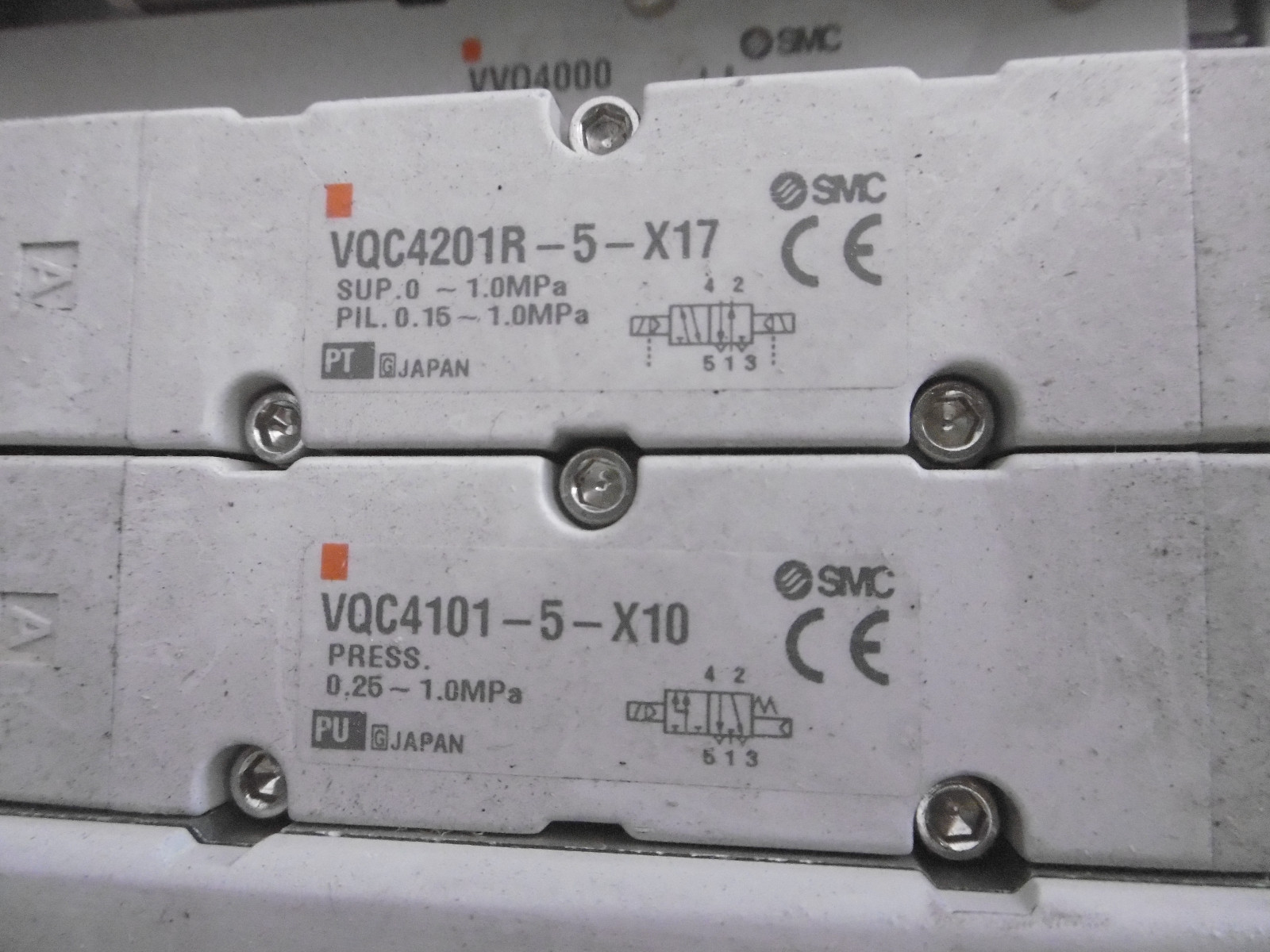 SMC Busmodul EX245-SPR1-X165 + Magnetventile +EX245-DX1-X36 ungeprüft ...