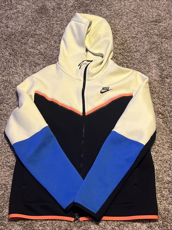 Nike Tech Jacket Size Medium | eBay