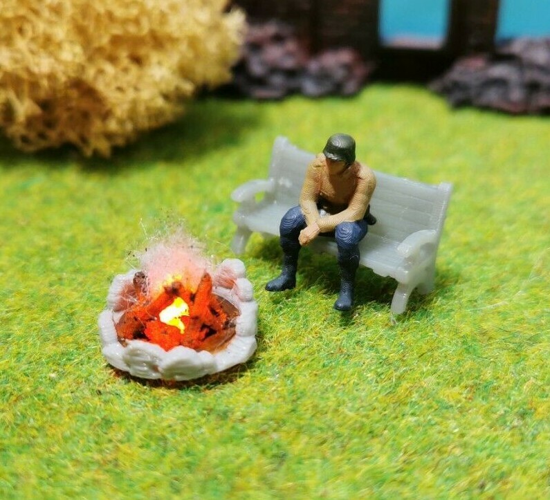 Lagerfeuer mit LED Brandflackern Feuer Camping für Modellbahn Spur H0 ...