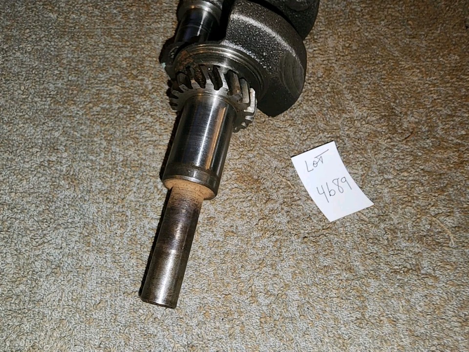 Vintage Briggs & Stratton Model 5S Engine Parts Accessories Crankshaft ...