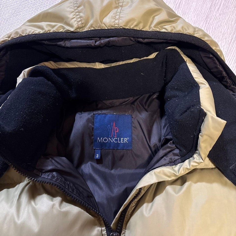 Vintage Moncler Men's Hooded Down Jacket Khaki Size:3 (approx L) Sleeve ...