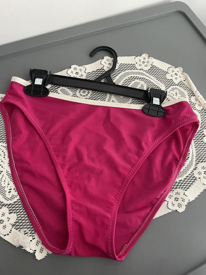 Womans Size 7 But Made Small . bathing suit 3 Piece . Top,bottom And ...