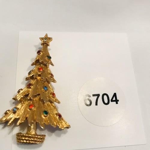 Monet Christmas Tree pin brooch Rhinestone Brooch Pin GOLDTONE J6704 | eBay