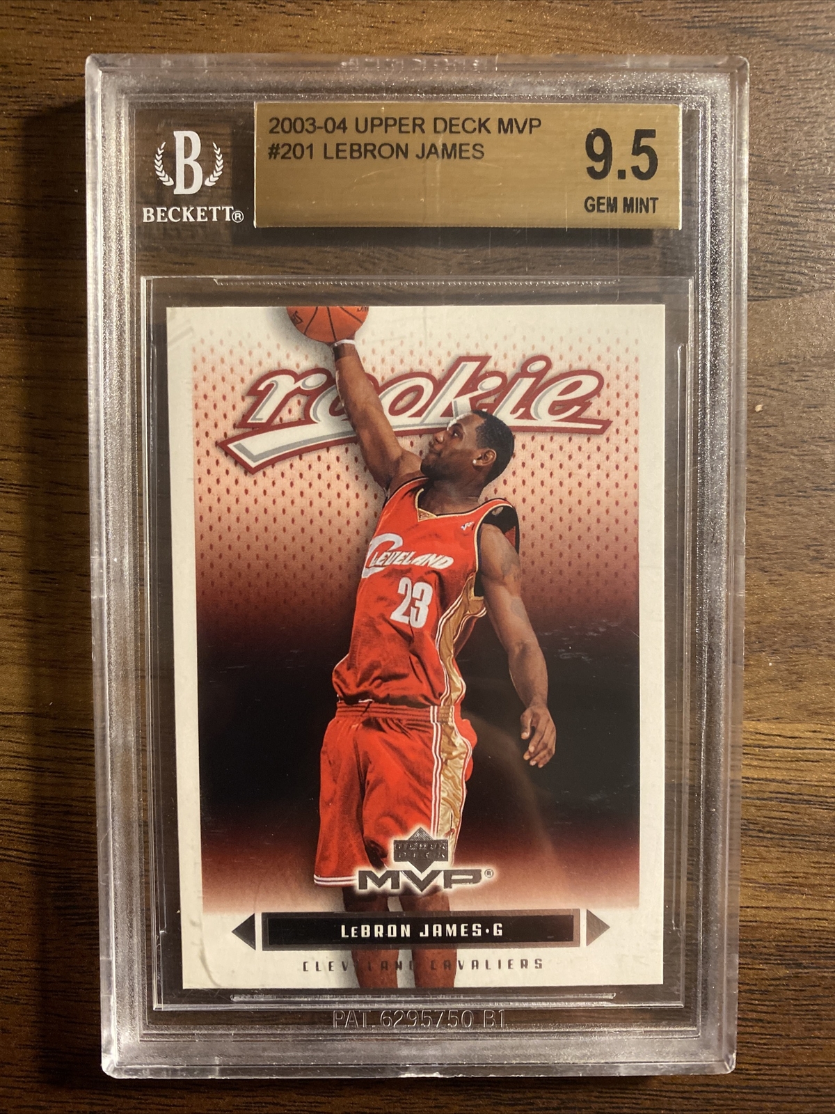 2003-04 LEBRON JAMES Upper Deck MVP Rookie RC#201 BGS 9.5 GEM MINT ...