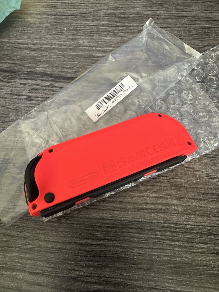 Nintendo Switch Authentic LEFT & RIGHT NEON RED & NEON BLUE Wireless ...