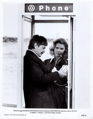 Charles Bronson + Lee Remick in Telefon (1977) 🎬⭐ Original MGM Photo K ...