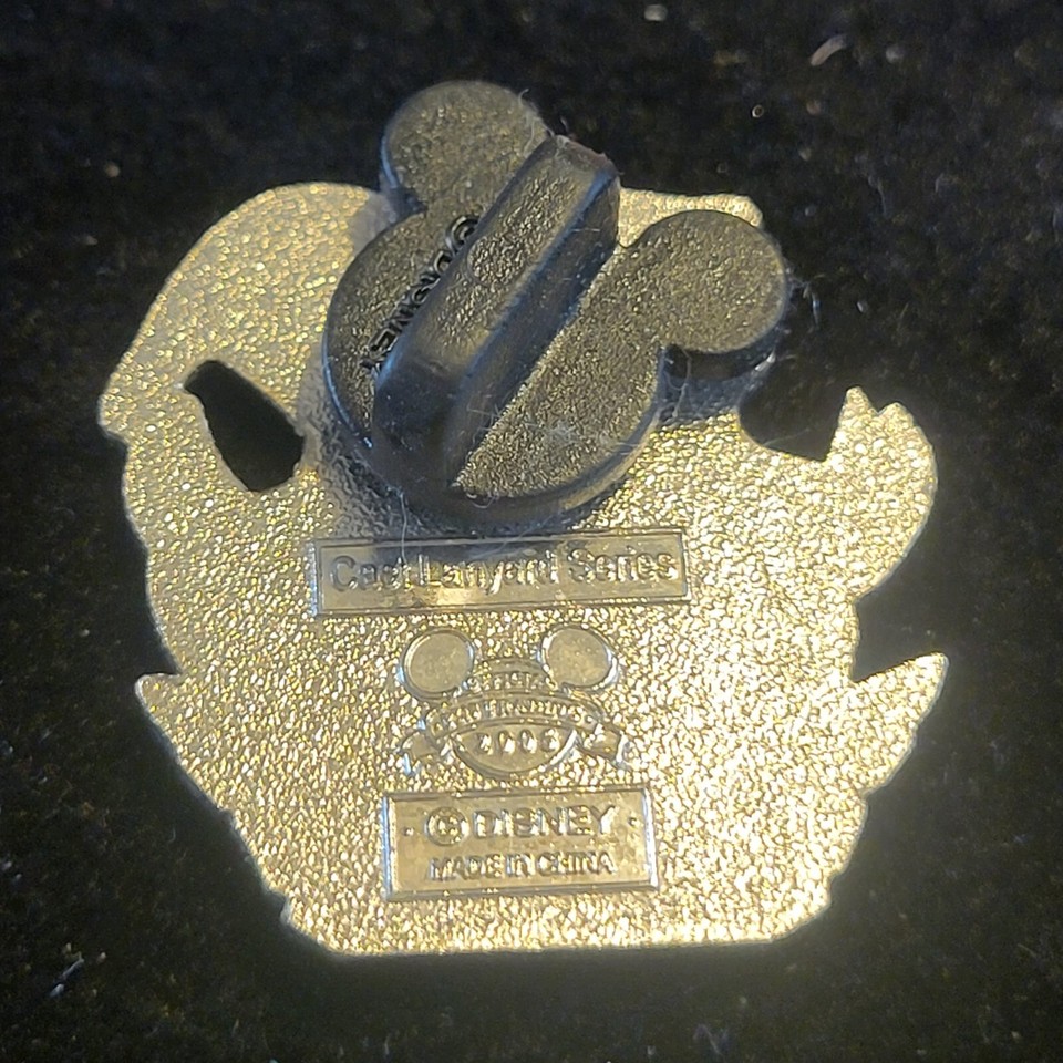 2005 Goofy Butterfly Net Hidden Mickey Animal Kingdom Trading Lapel ...