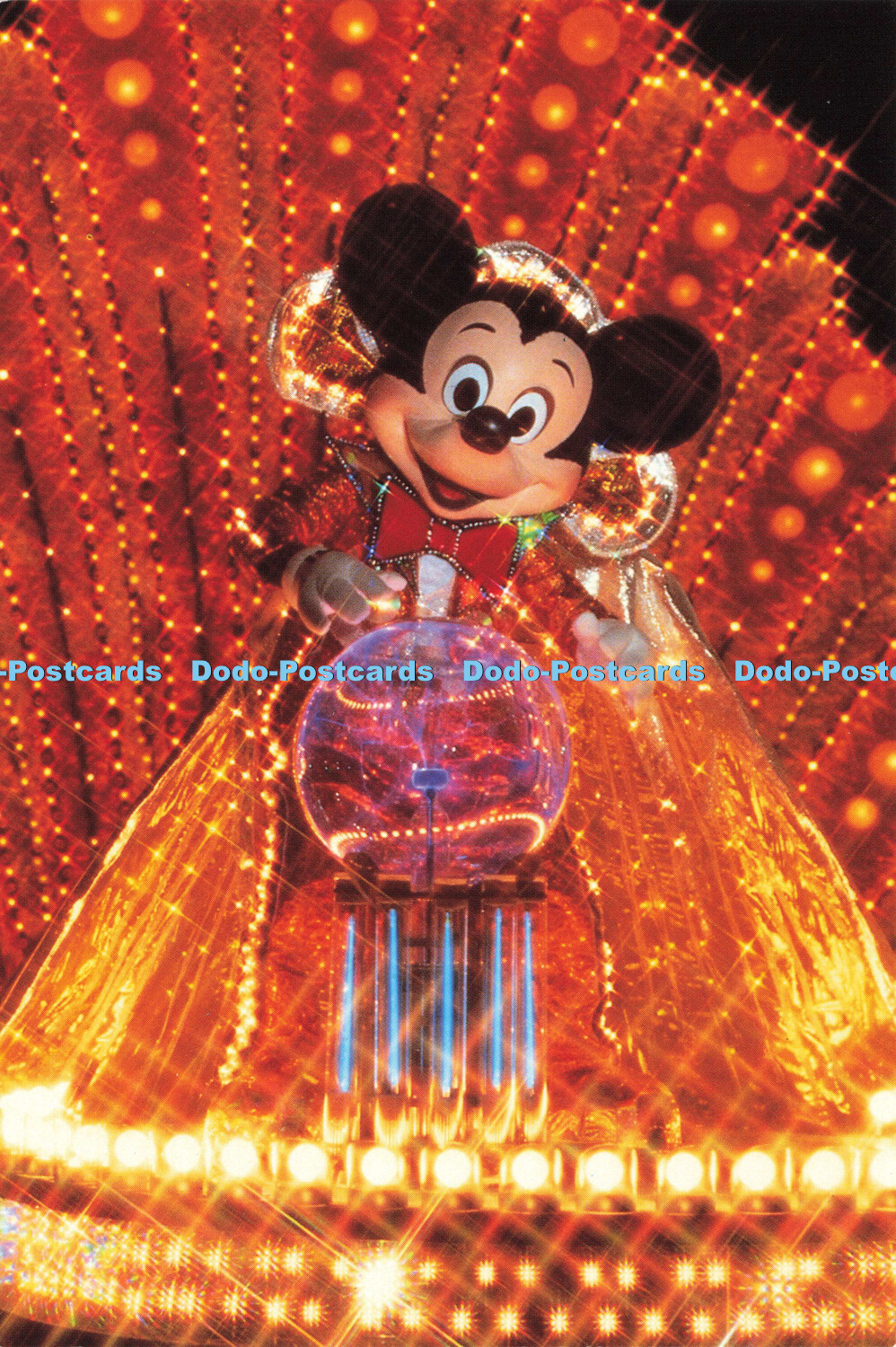 D167054 Spectro Magic. Mickey Uses a Little Disney Magic and a Touch of ...