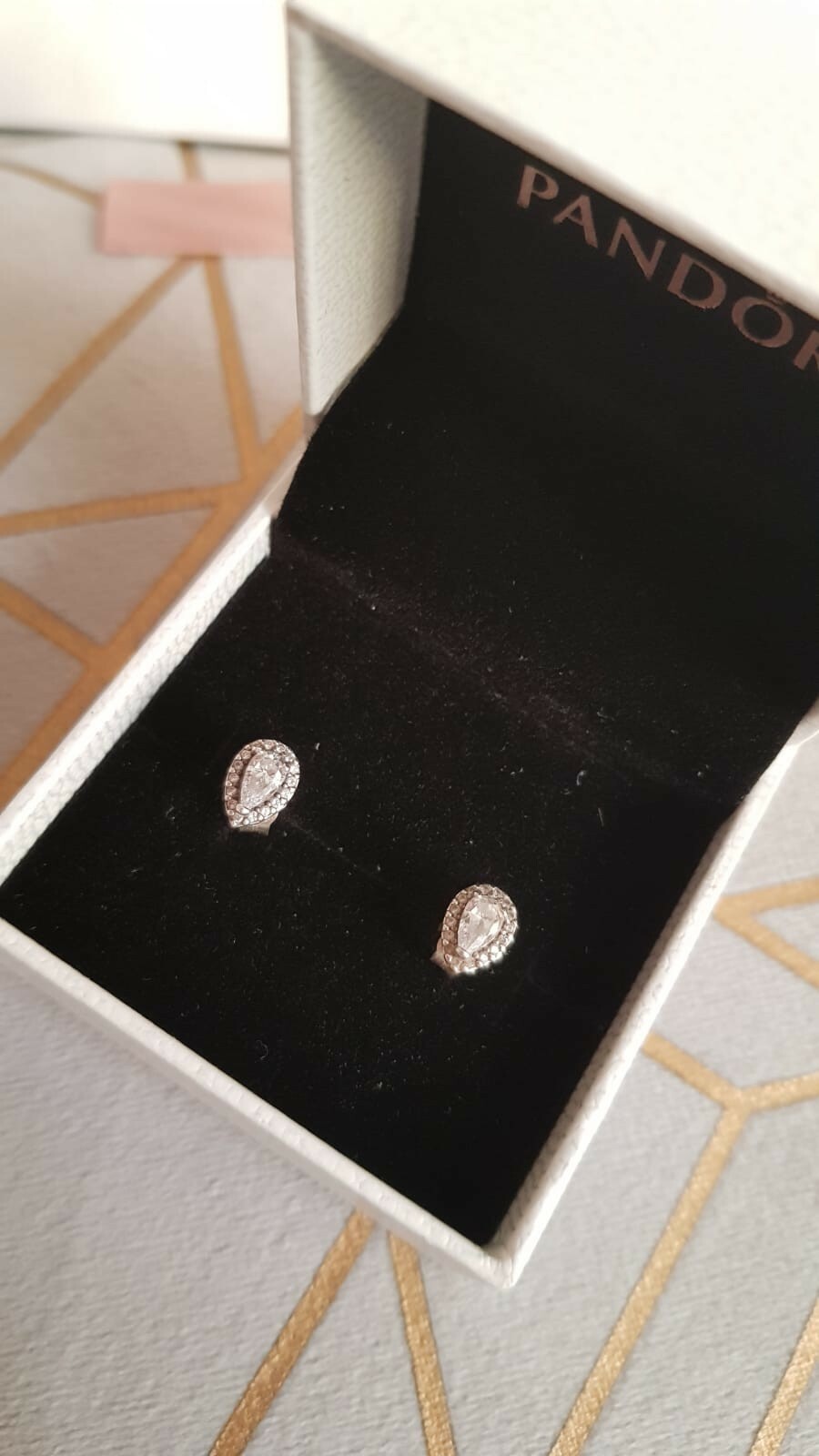 New Genuine Pandora Silver Teardrop Stud Earrings - Gem