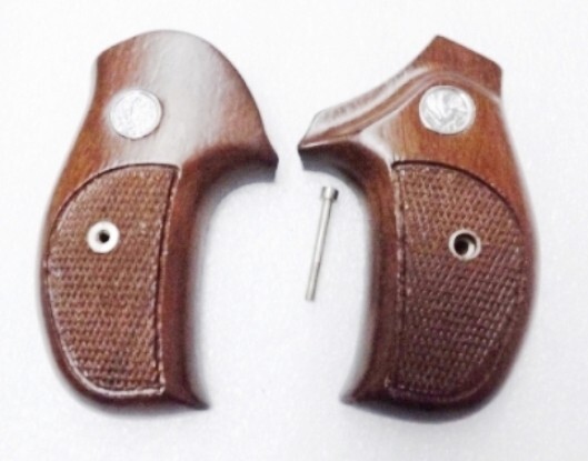 Sile Walnut Combat Grips for Taurus 85 94 605 941 Revolvers Banana Buy ...