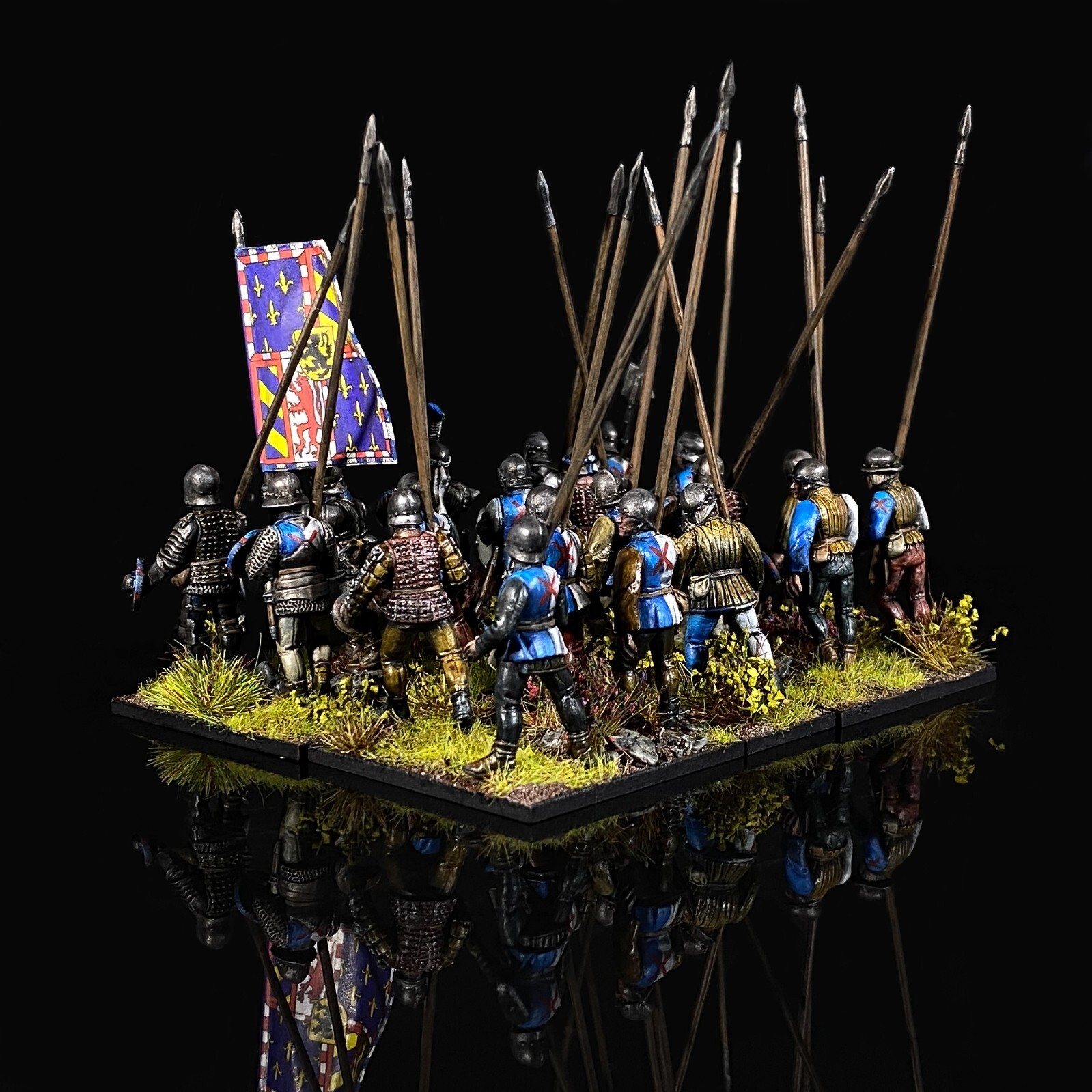 Perry Miniatures 28mm Burgundian Pike block with missile support. Well ...