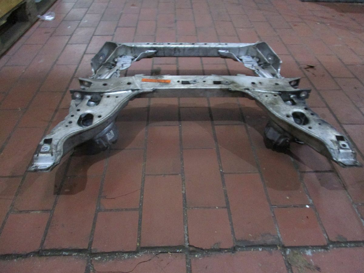 Achse vorn Motorträger 31116785639 BMW 3 TOURING (E91) 320D | eBay.de
