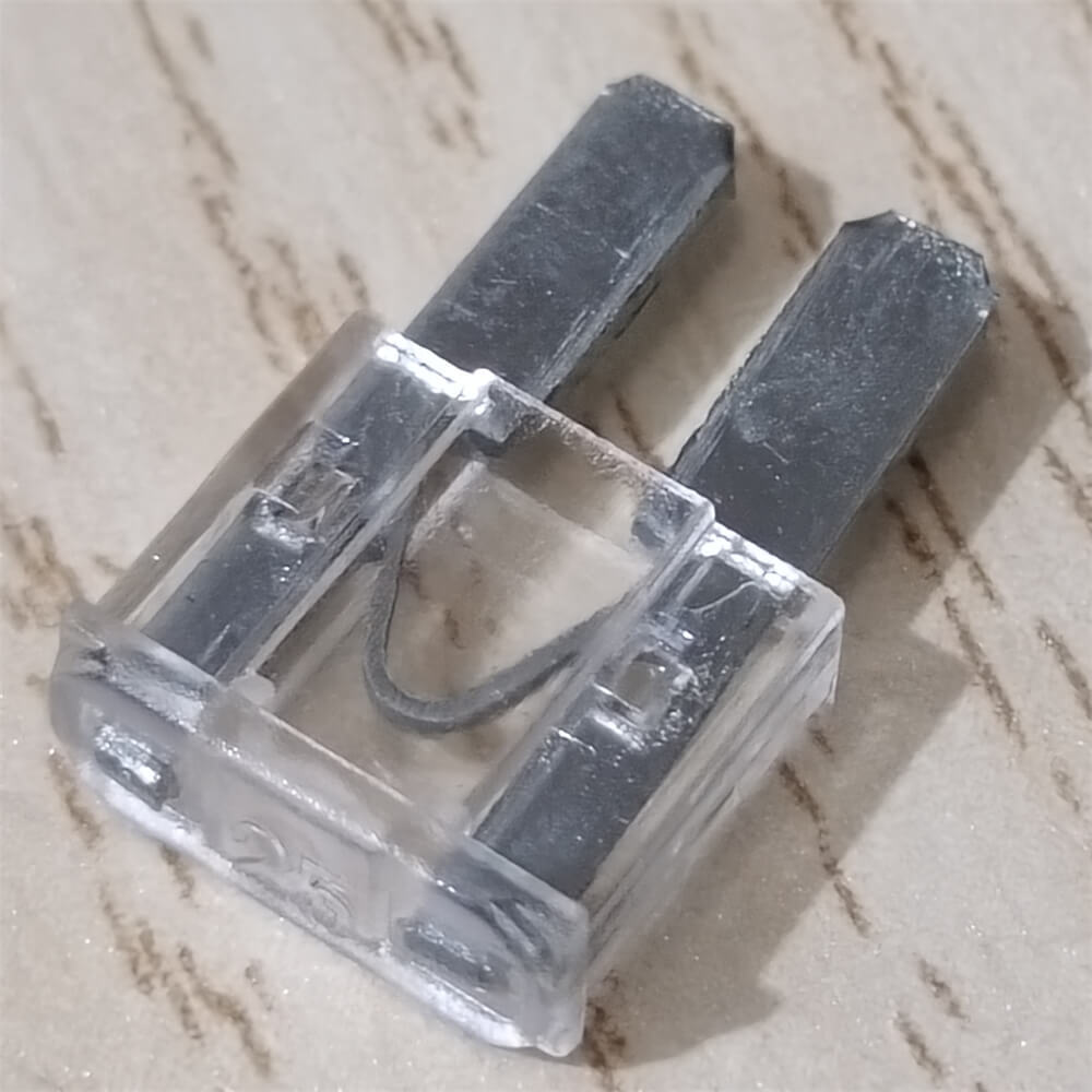 50pcs Micro 2 Blade Fuse APT/ATR Micro Two Legs Fuses 25A amp | eBay