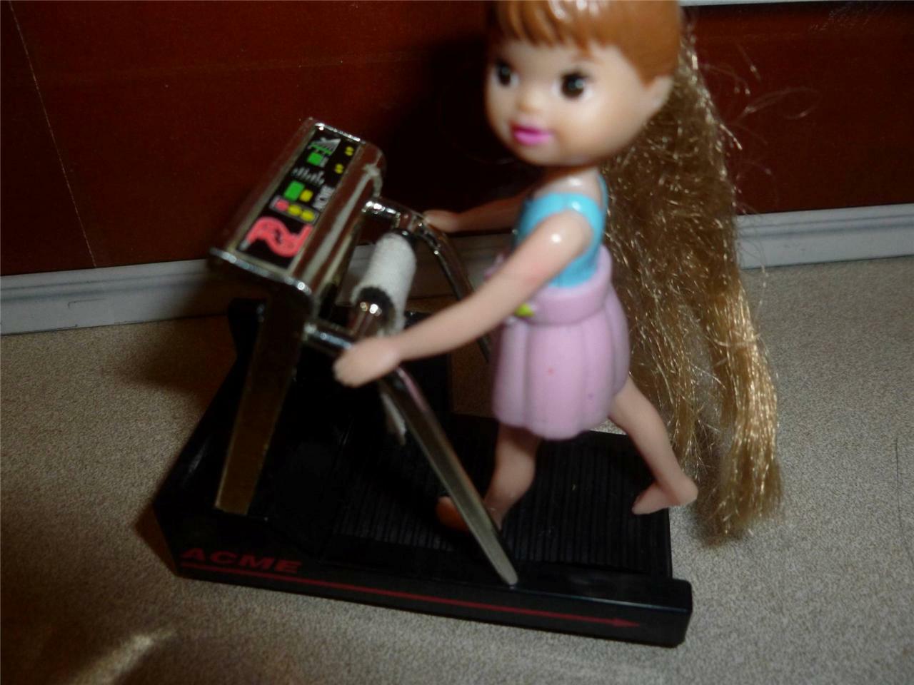 DOLLHOUSE DIORAMA GYM FURNITURE- REALISTIC MINIATURE TREADMILL FITS 3 ...