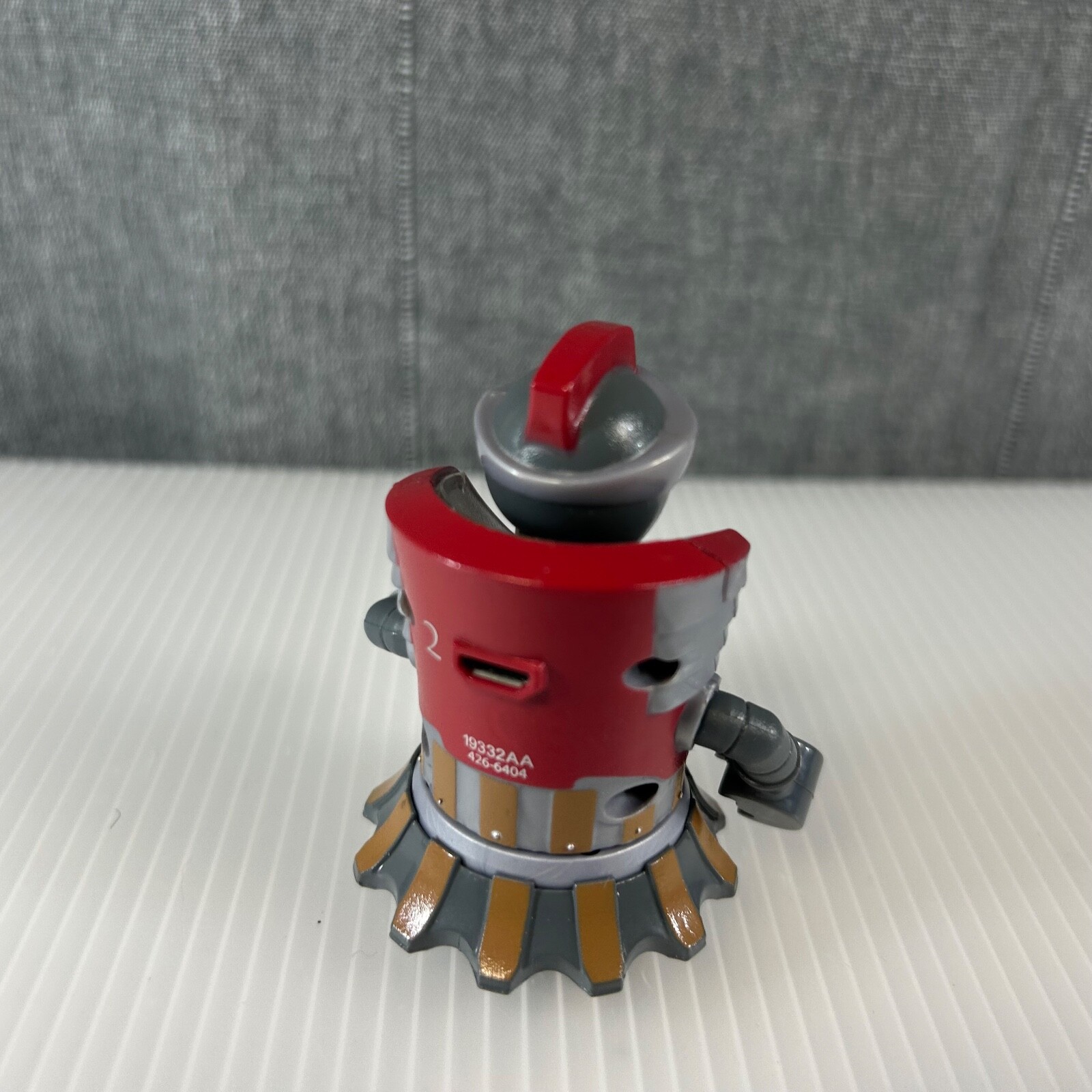 HEXBUG Micro Titans Vortex RC Brawler Bots Centurion Figure Only ...