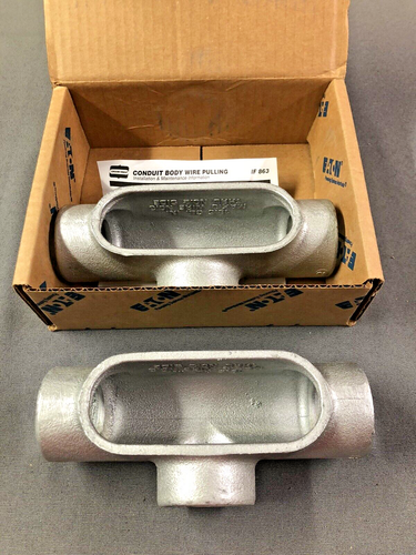 (2) Eaton Crouse-Hinds T47 Condulet T 1-1/4" Form 7 Feraloy Iron Alloy ...