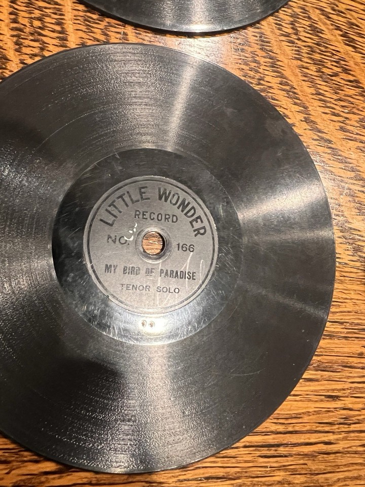Set of 9 Little Wonder Records 78rpm 5-1/2" including original album ...