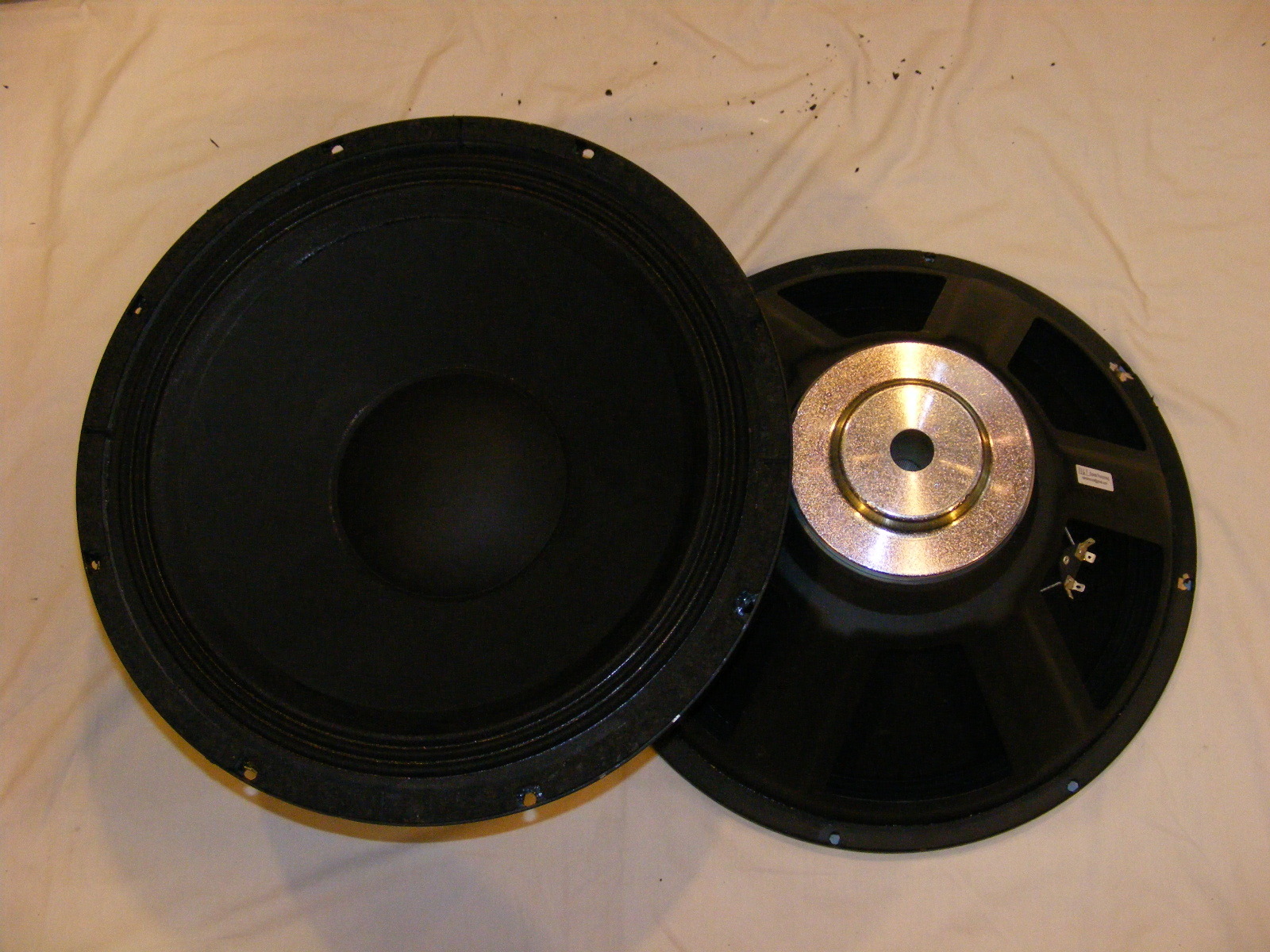 EV Electrovoice EVS 18K 18" Speakers, Pair | eBay