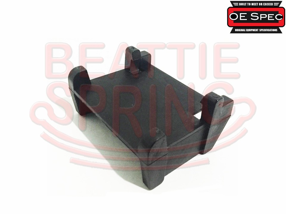 4 x Leaf Spring Clip Wear Pad Anti Squeak Insert | eBay